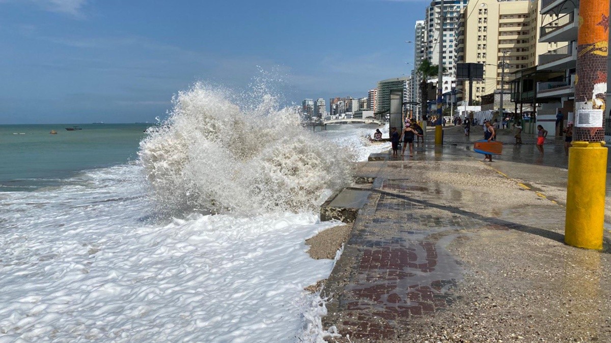 Ecuador se prepara para el primer simulacro nacional de tsunami de 2025 ...