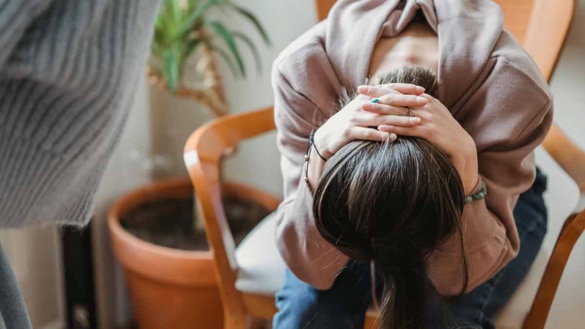 ¿Te duele la cabeza o el estómago sin razón? Estas podrían ser señales ...