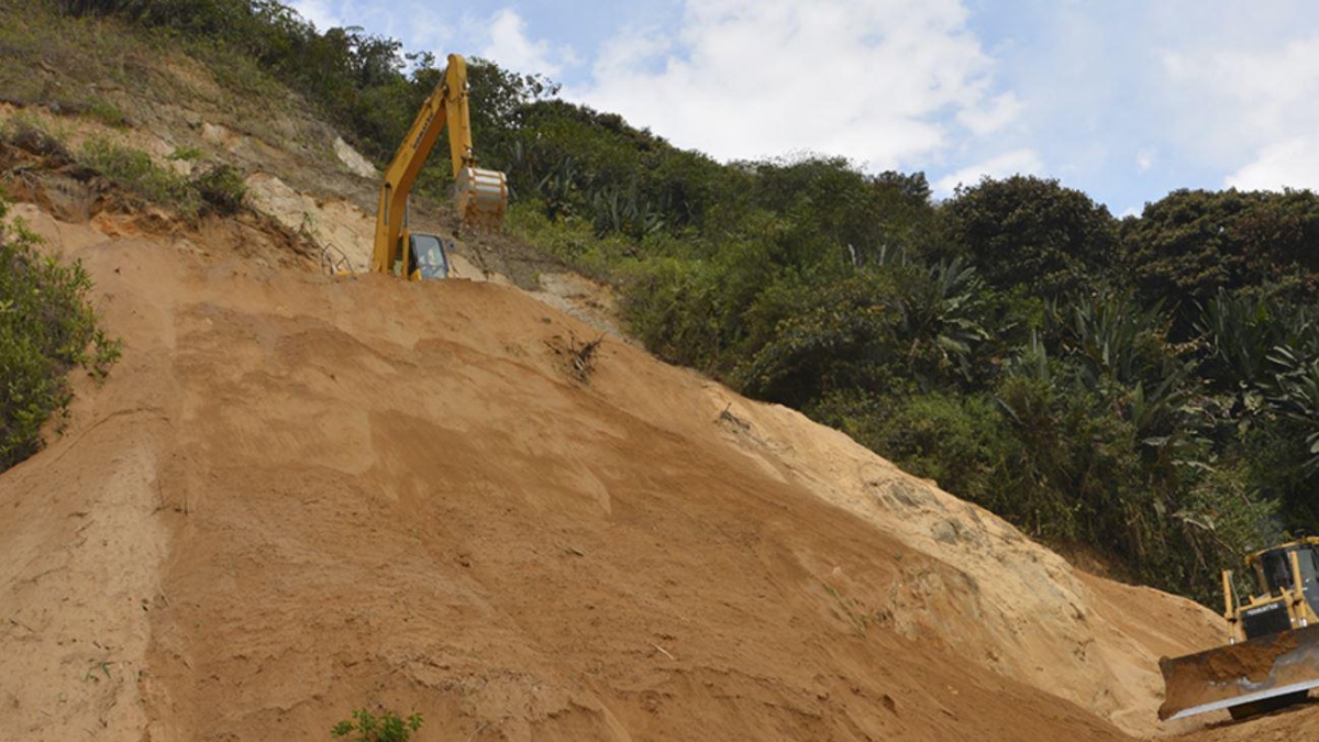 Ecuador mantendrá concesión minera Llurimagua y deberá pagar USD 25,3 ...