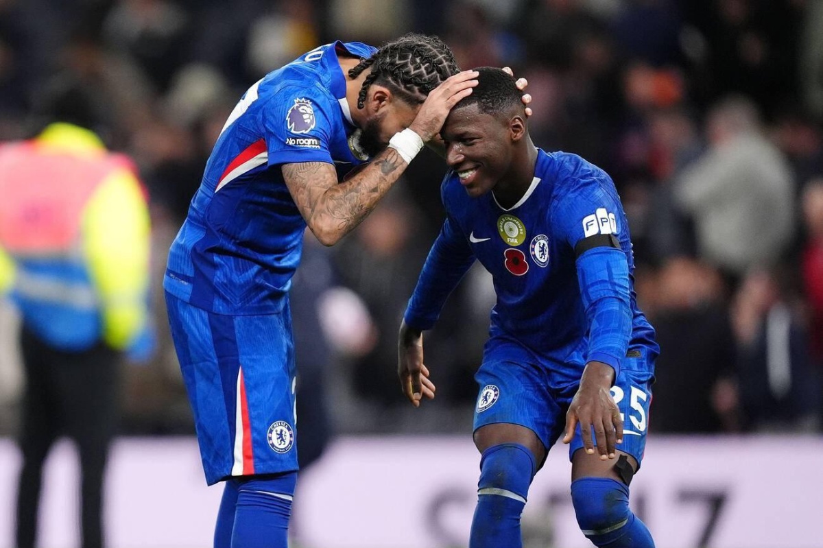 El curioso regalo de Joao Pedro a Moisés Caicedo por su asistencia en ...