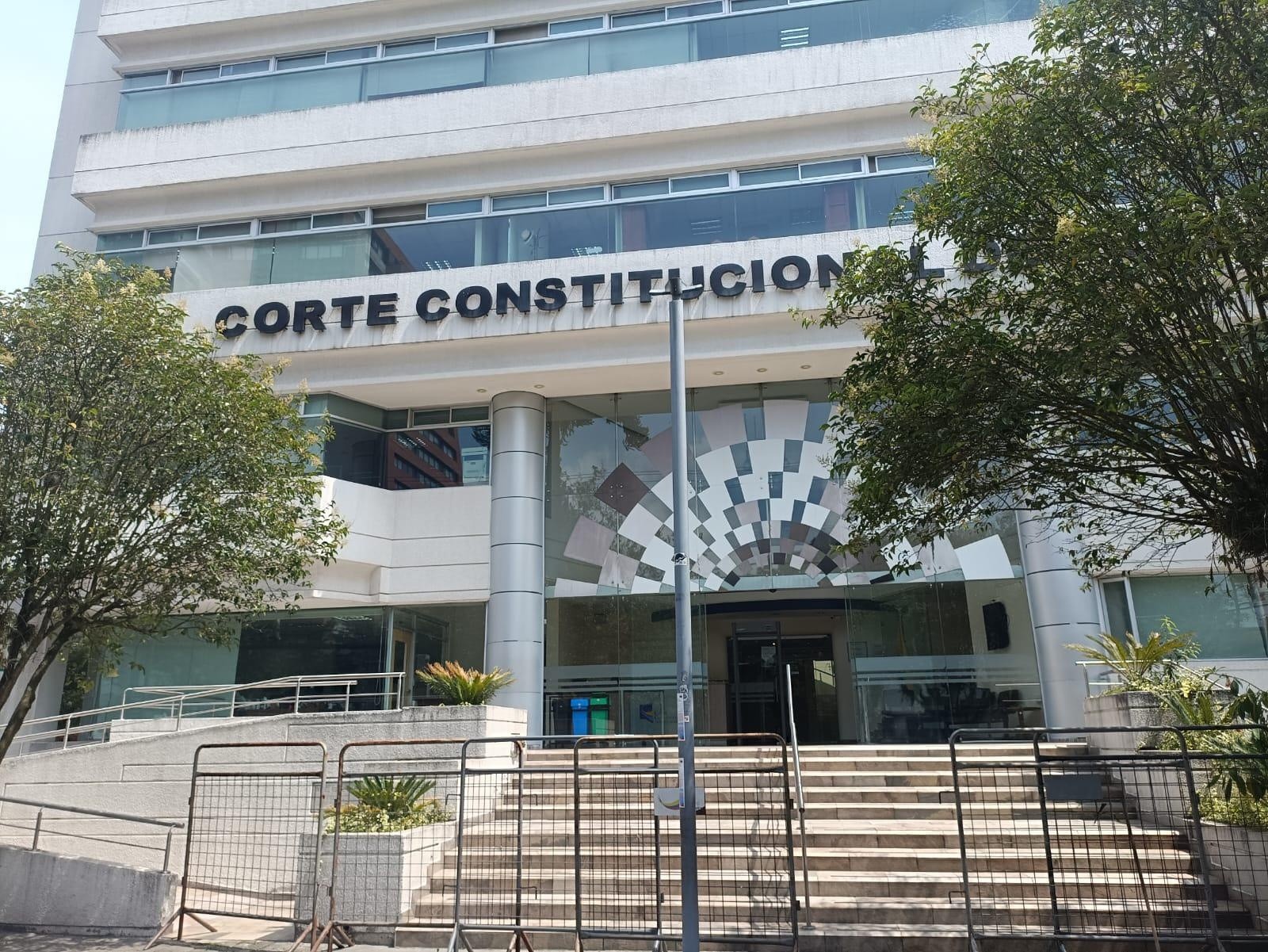 Los despidos de funcionarios públicos deben resolverse en lo ...