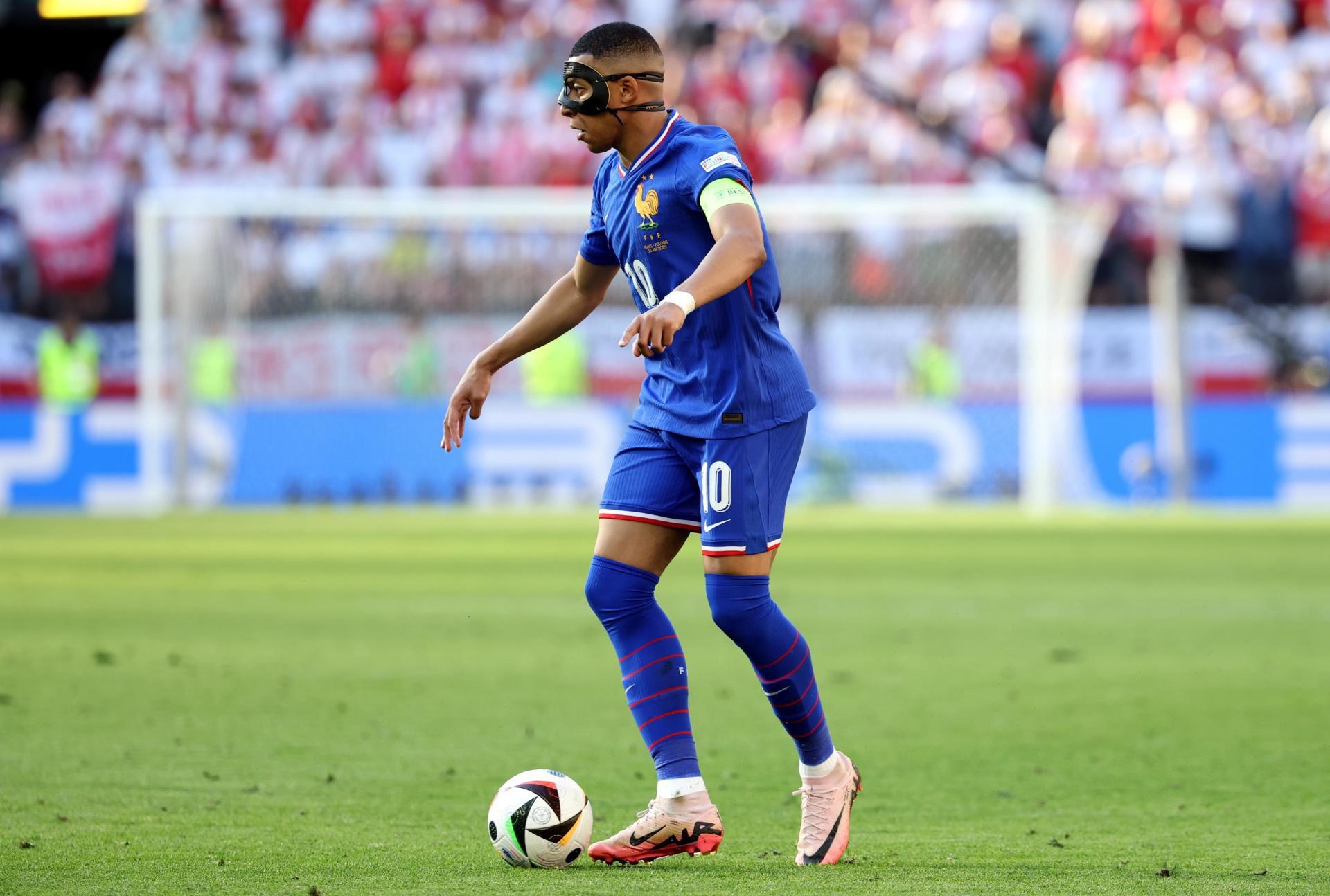 Francia igualó con Polonia y clasificó a los octavos de la Eurocopa ...