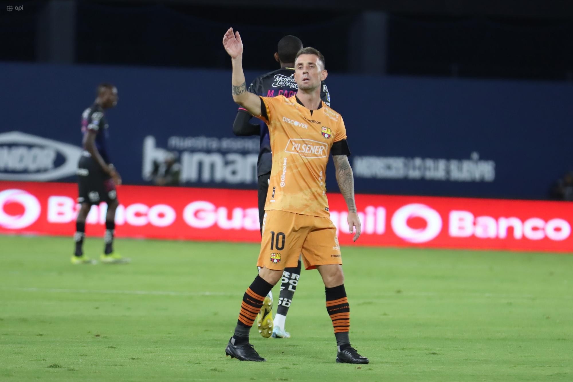 El agente de Damián Kitu Díaz viajará a Ecuador para negociar su salida ...