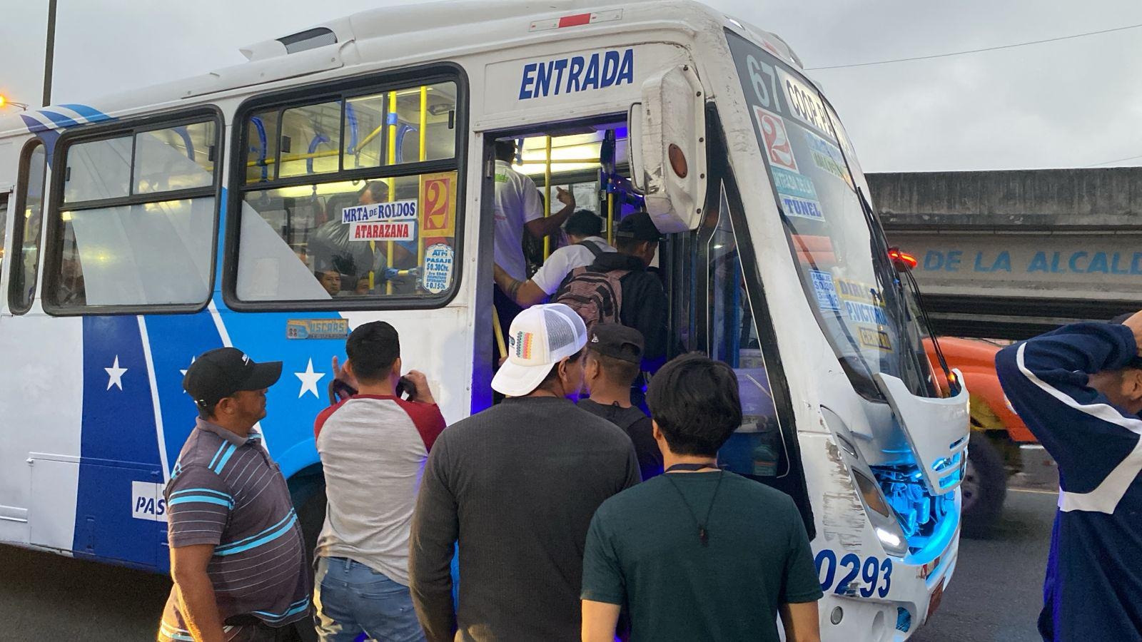 El motivo principal del paro de transportistas en Guayaquil: la pérdida ...