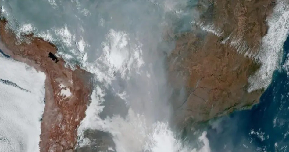 Qué es la lluvia negra que afecta a Brasil, Paraguay y Uruguay (y ...