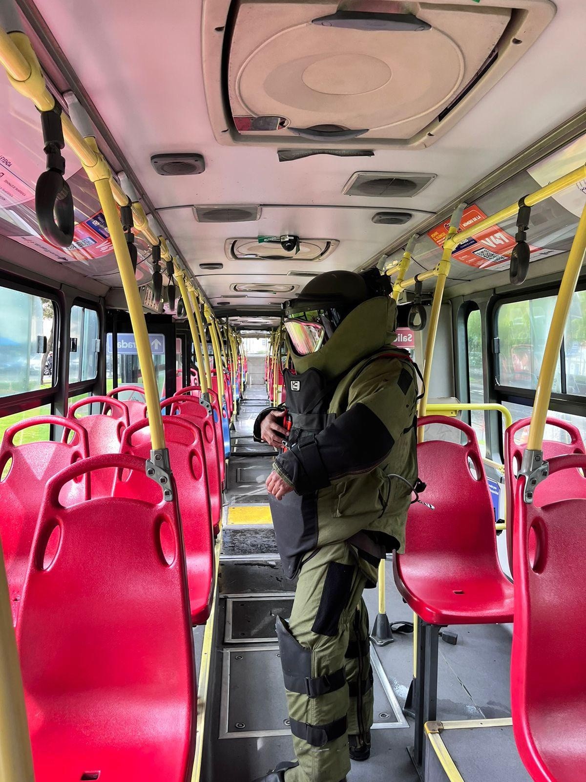 Quito: una amenaza de bomba se descartó en una unidad del Trolebús ...