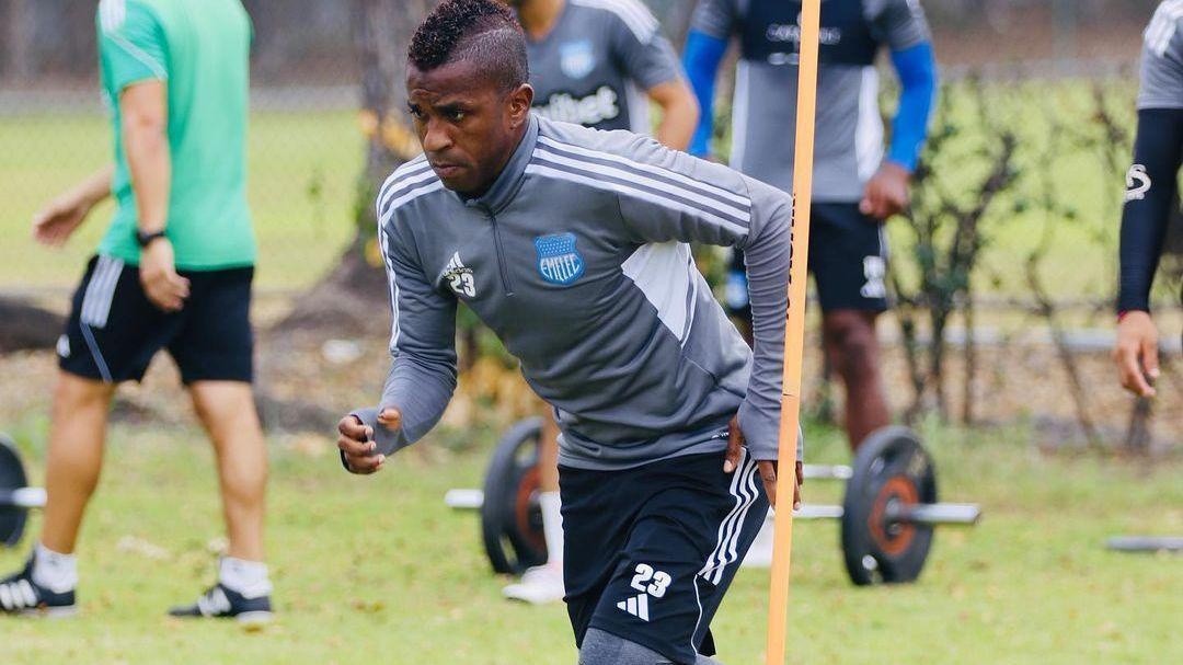 Emelec admite por primera vez actos de indisciplina de Miller Bolaños y ...